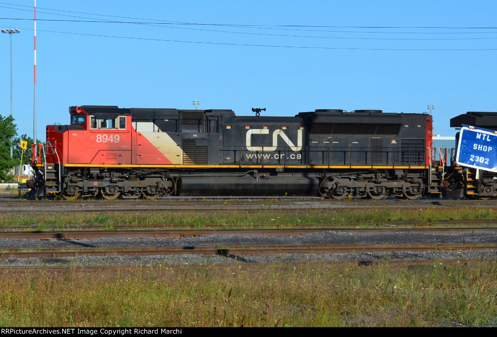 CN 8949